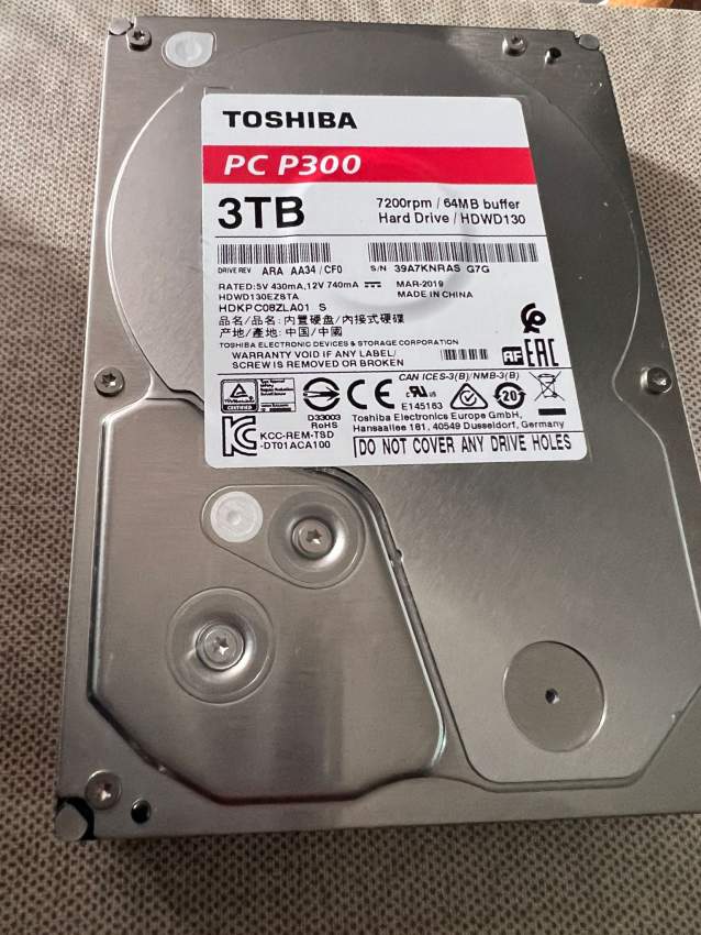 Toshiba P300 3TB Desktop 3.5 Inch SATA 6Gb/s 7200rpm Internal Har...